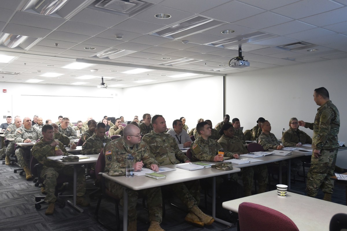Army Reserve units train on physical security | Article | The United ...