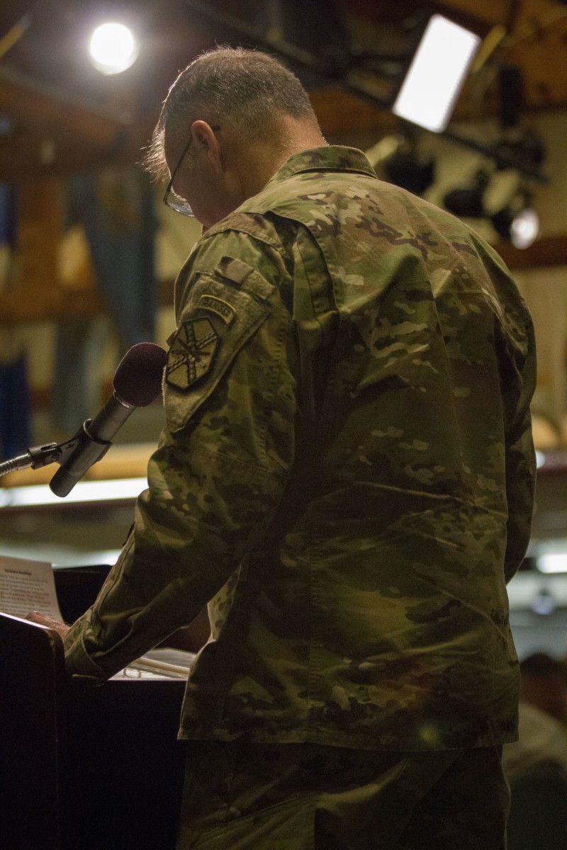 Army Chaplain Opens Prayer Breakfast | Article | The United States Army