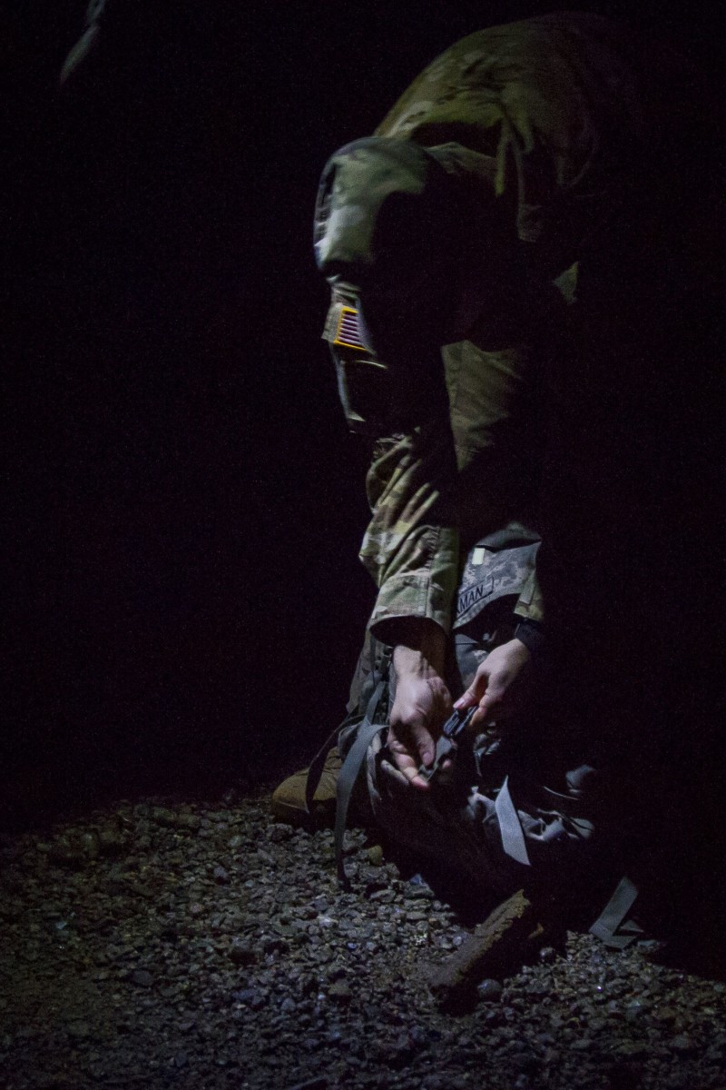 Soldier Prepares to Shoulder First Sand Bag | Article | The United ...