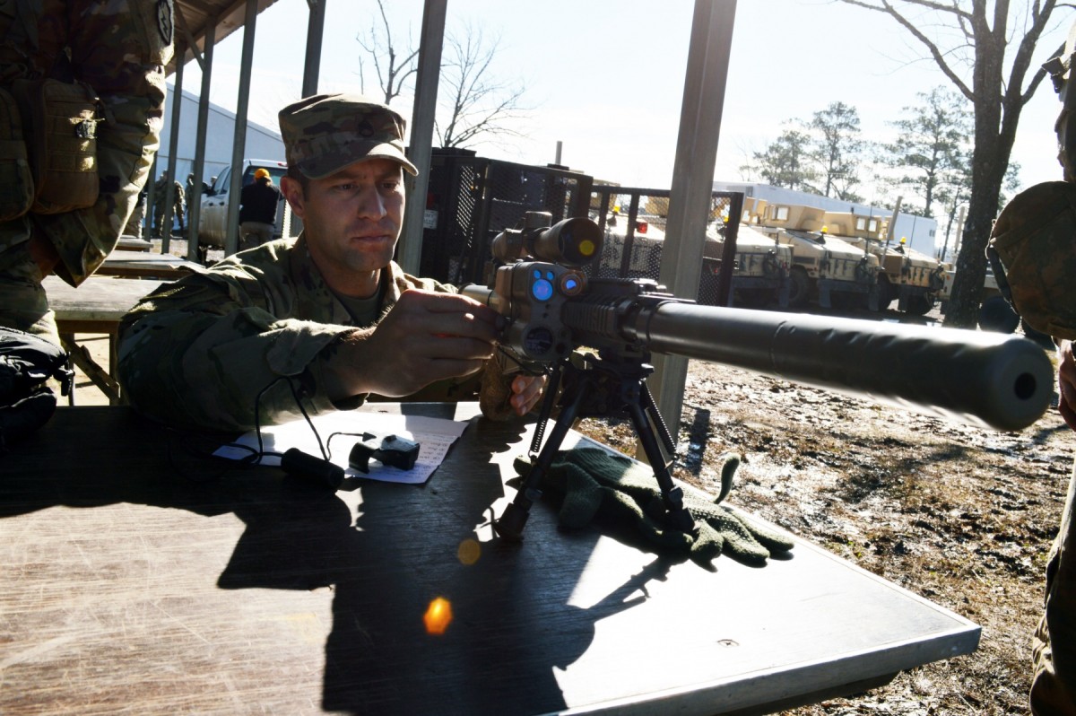 US, UK Soldiers zero MILES gear | Article | The United States Army