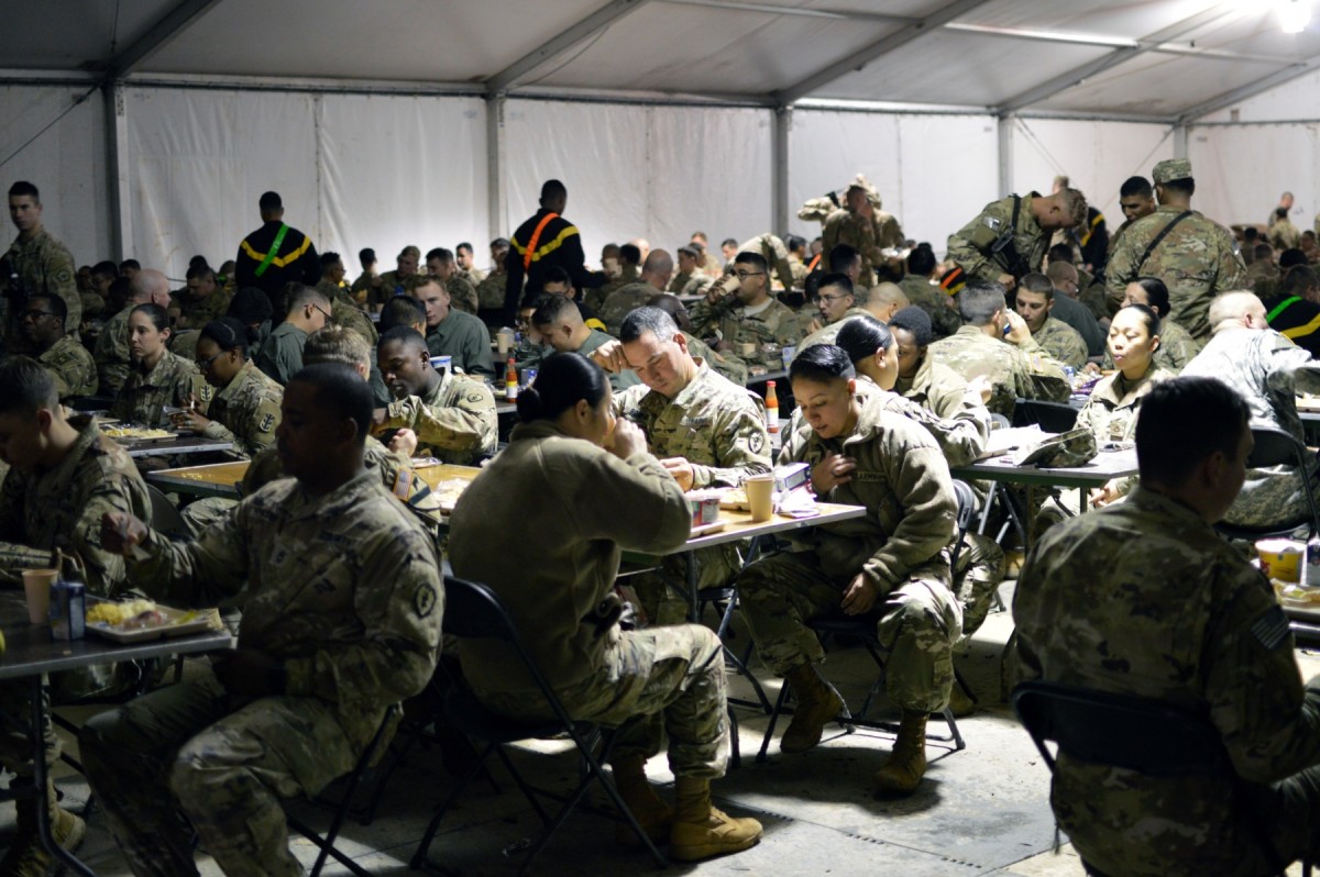 Culinary specialists cook up breakfast during JRTC | Article | The ...