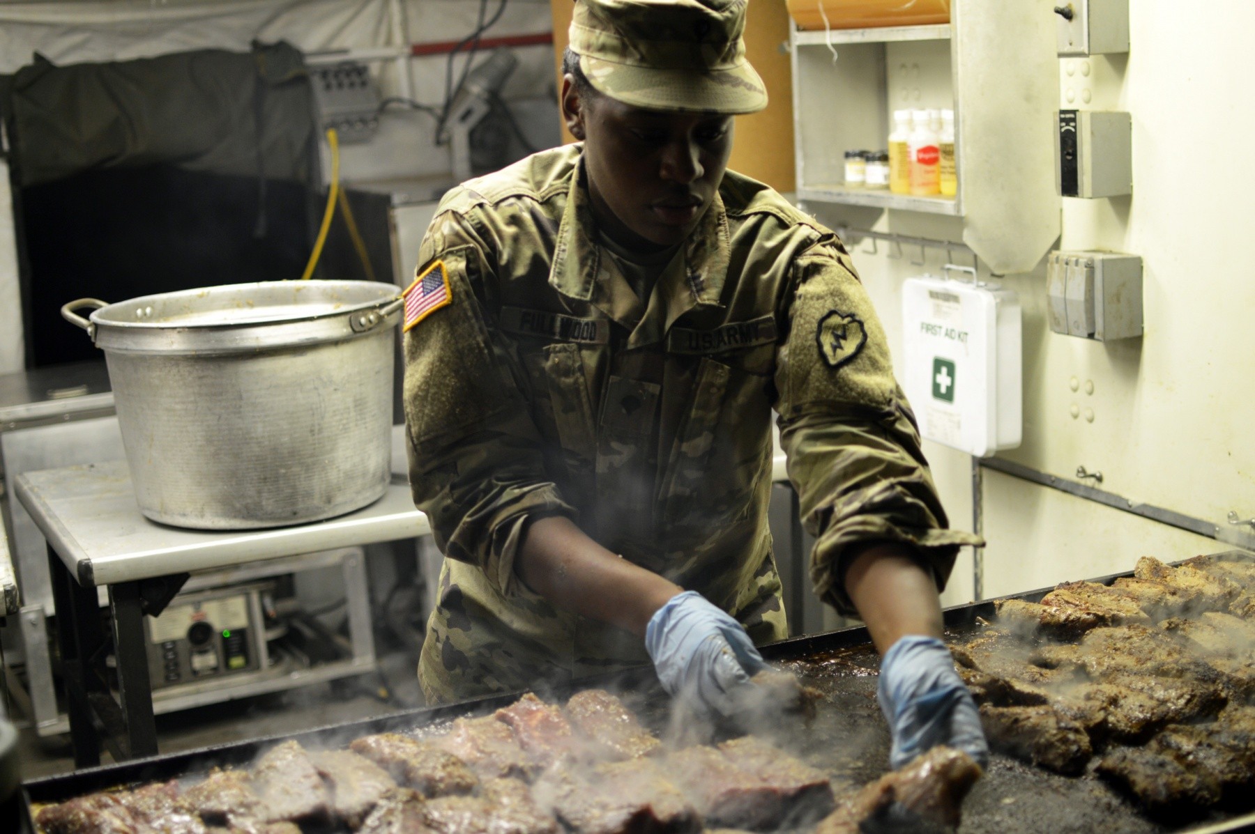 Culinary specialists cook up breakfast during JRTC | Article | The ...