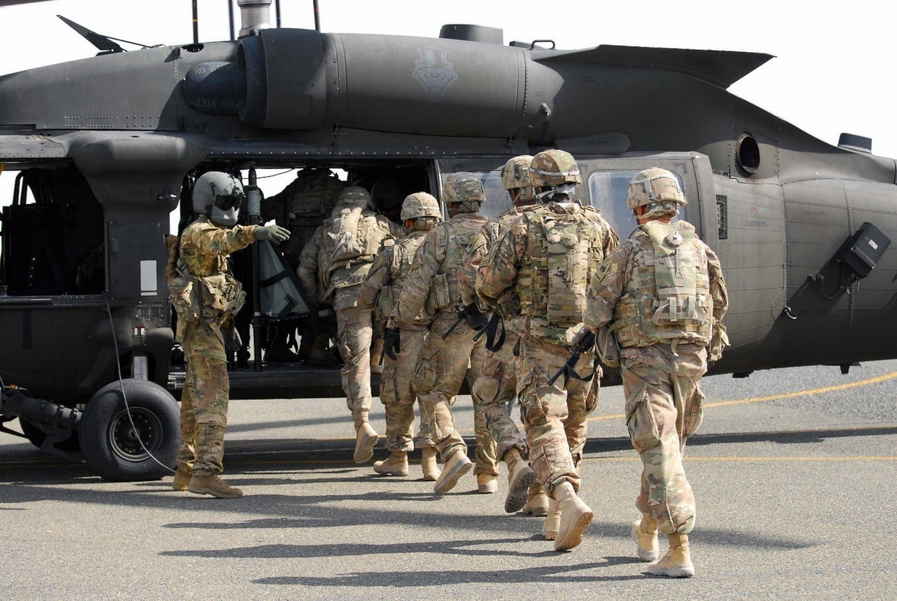 Soldiers receive hands-on training for proper aviation operations ...