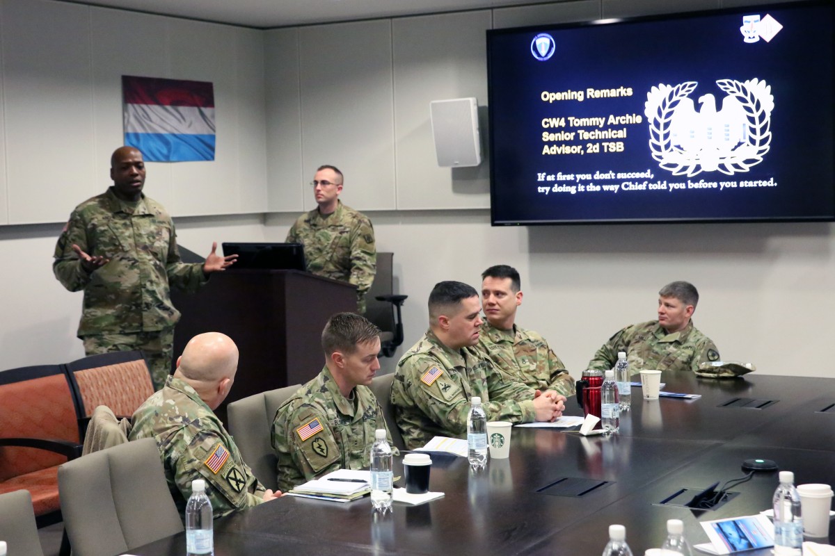 Europe, Africa Signal warrant officers gather for daylong professional ...
