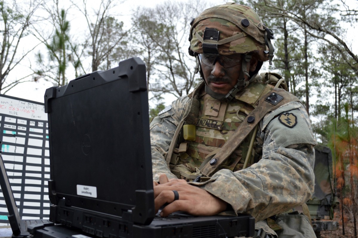 Bronco Brigade tactical operations center setup | Article | The United ...