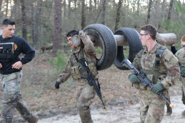 Future NCOs work together, build cohesion | Article | The United States ...