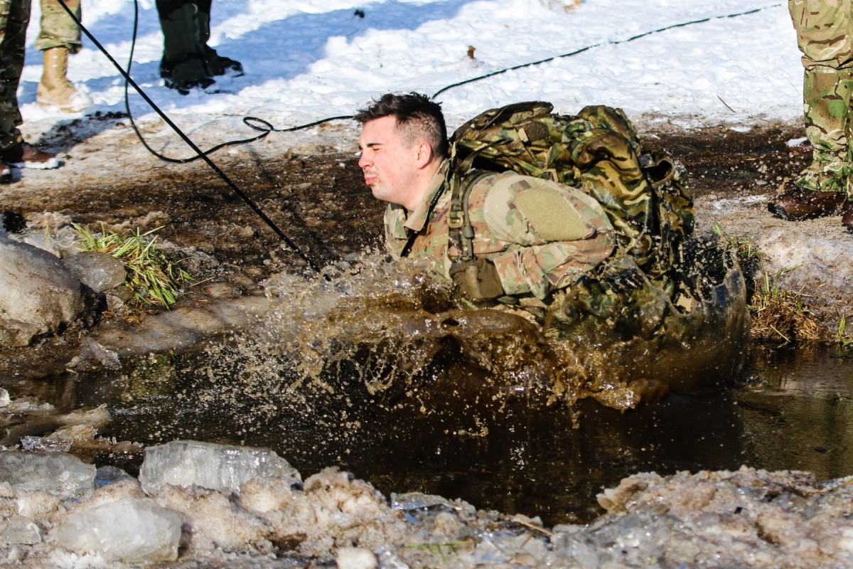 82nd BEB dives into cold-water training with U.K. troops in Estonia ...