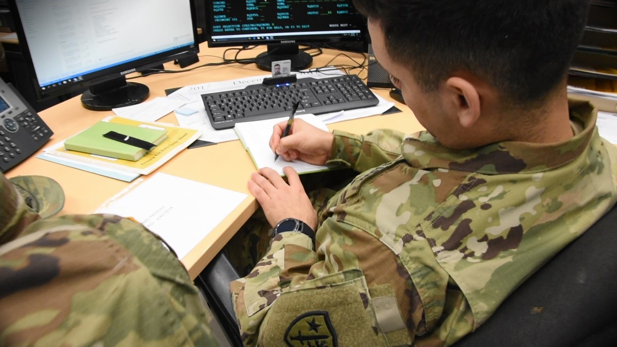 'HR' University training helps USANATO Soldiers refine critical support ...