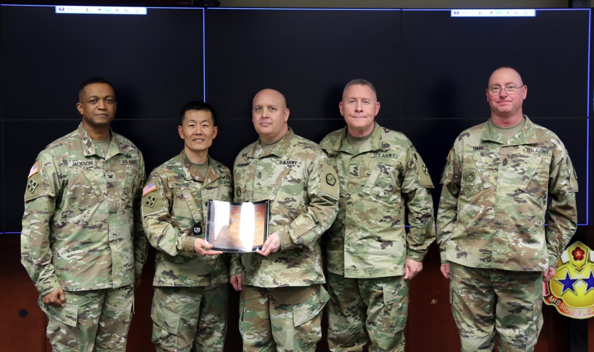 Risk Management Award Presentation | Article | The United States Army