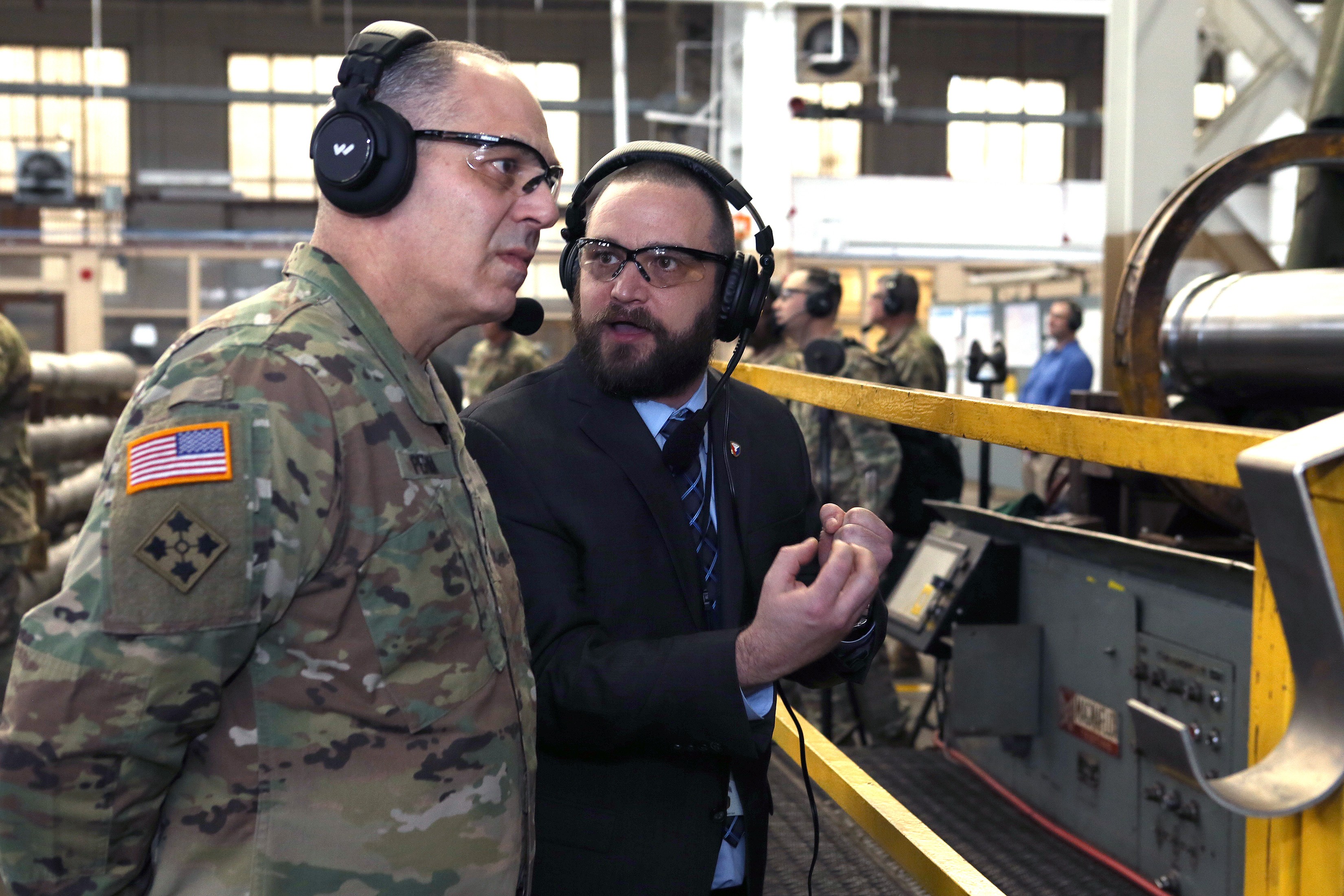 Army secretary lays out modernization vision, priorities in visit to ...