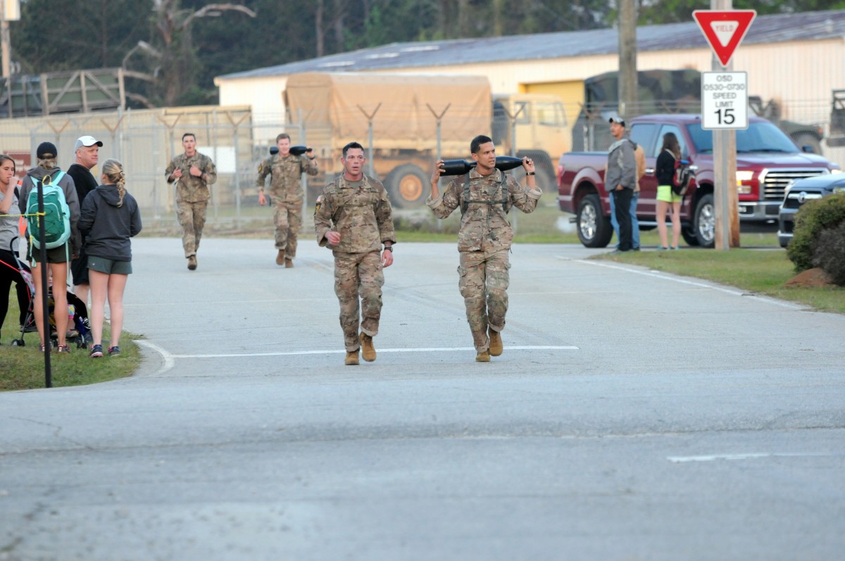 82nd Airborne Paratroopers prove themselves during 2018 Best Ranger ...