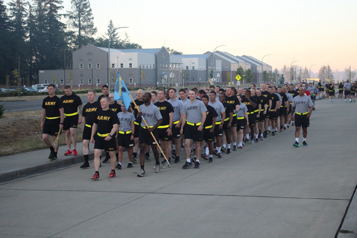 Ghost Brigade Soldier awarded for excellence in military intelligence ...