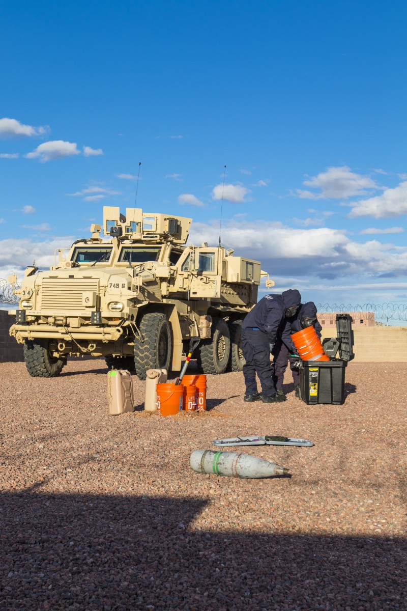 Top EOD team west of the Mississippi River | Article | The United ...