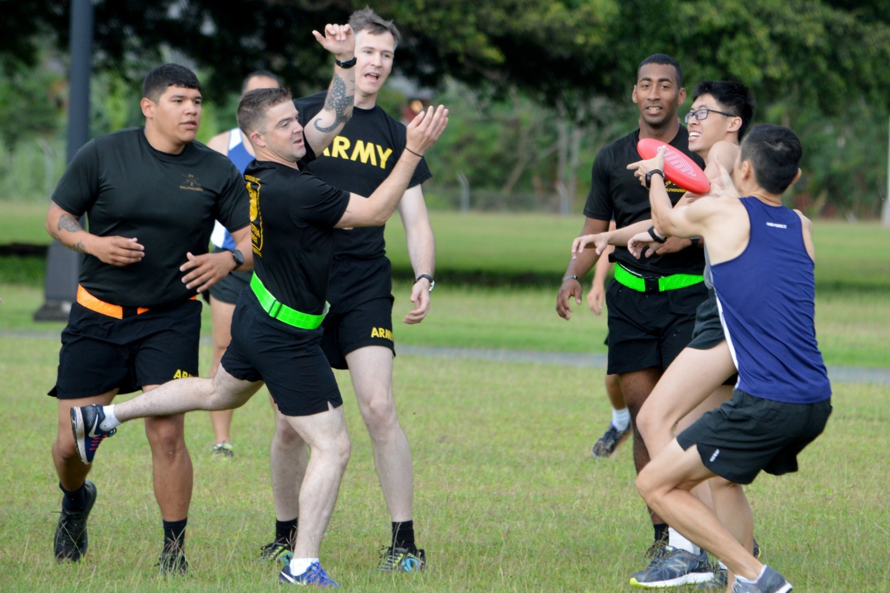 US, Singapore Soldiers enjoy Tiger Balm 18 sports day | Article | The ...