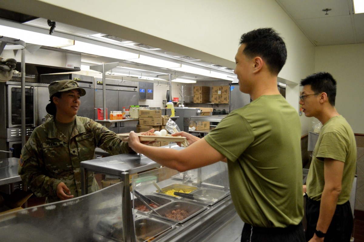 25th ID cooks up chow for Tiger Balm 18 | Article | The United States Army