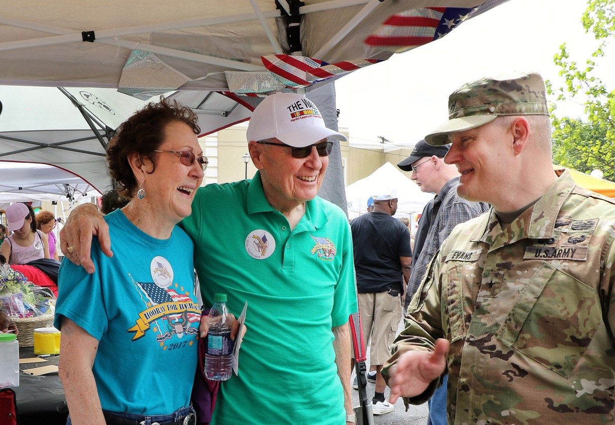 Soldiers, first responders honored at annual Hooray for Heroes ...