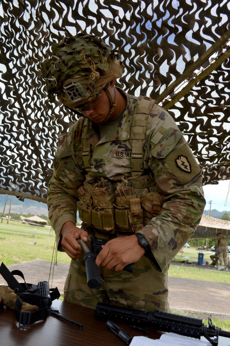 'Tropic Lightning' Soldiers train up on weapons for EIB | Article | The ...