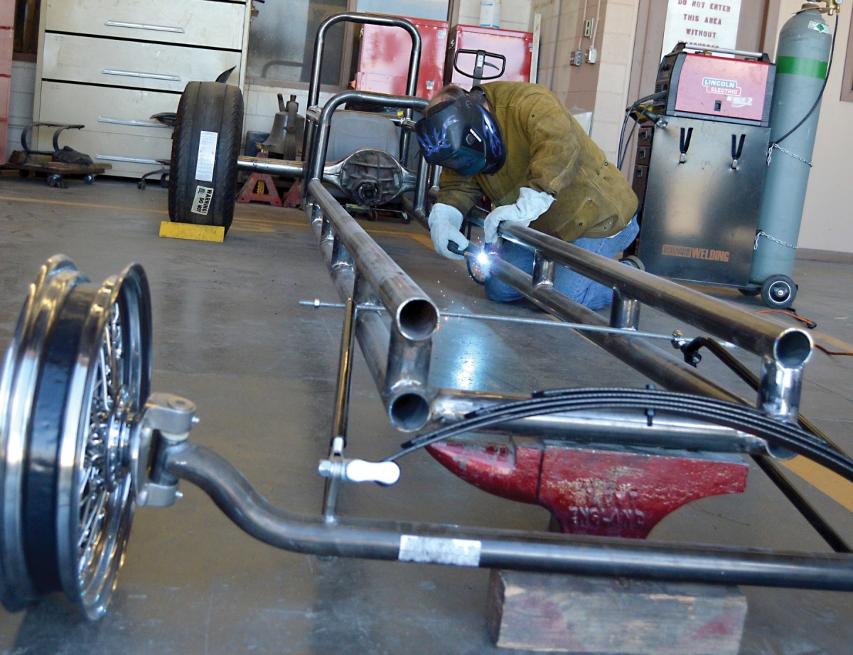 Auto Skills Center staff builds hot rod | Article | The United States Army