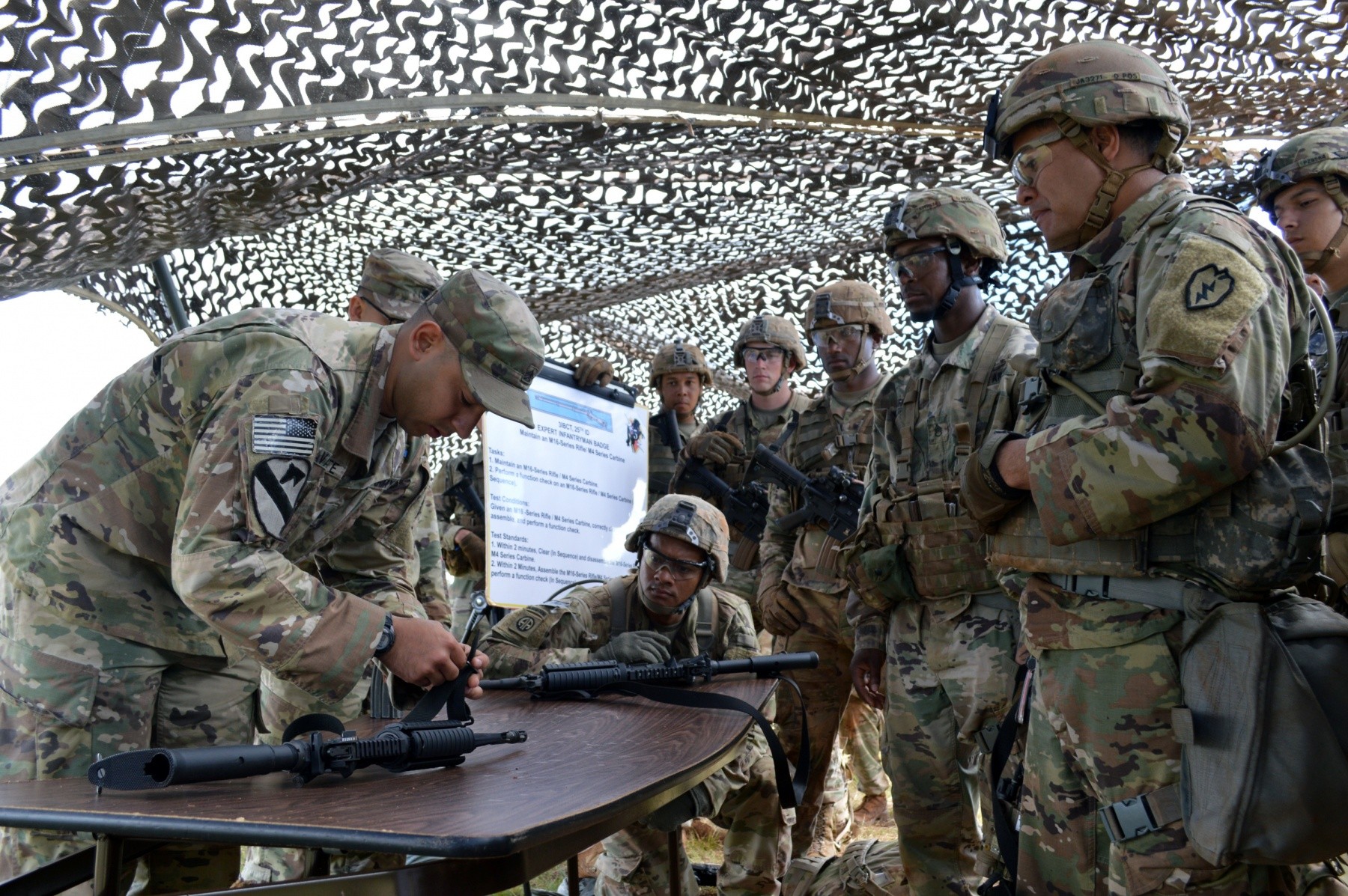'Tropic Lightning' Soldiers finish train up for EIB | Article | The ...