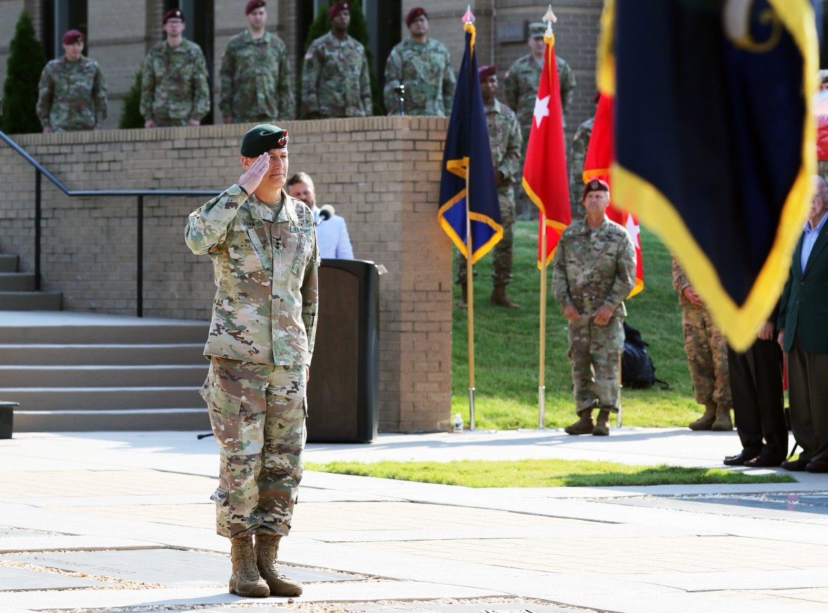 USASOC farewells Lt. Gen. Tovo, welcomes Lt. Gen. Beaudette | Article ...