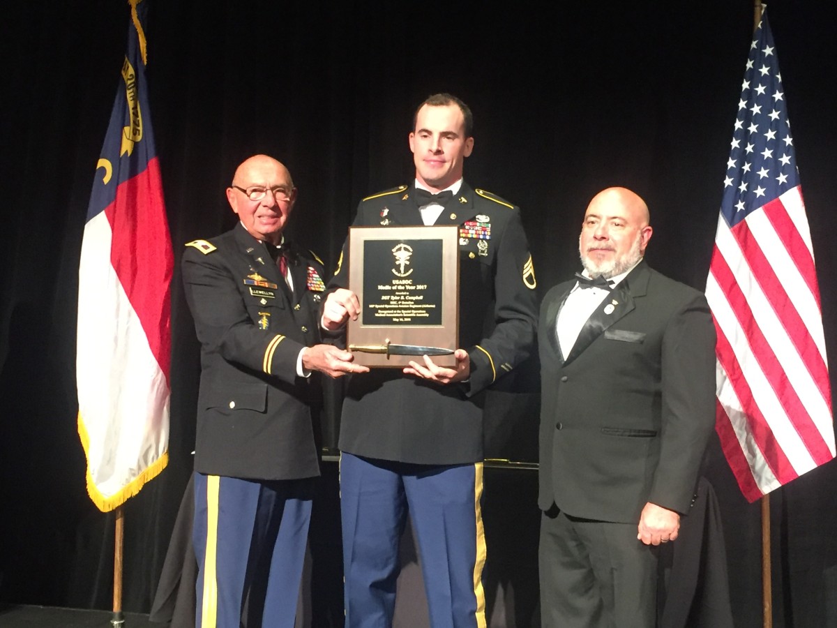 Night Stalker earns USASOC Medic of the Year | Article | The United ...
