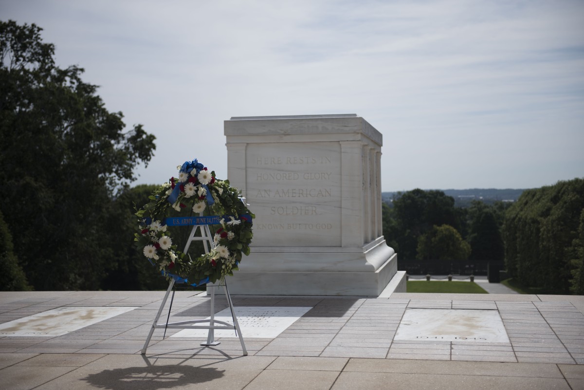 Army's Senior Leaders honor the fallen on the 243rd Army Birthday ...
