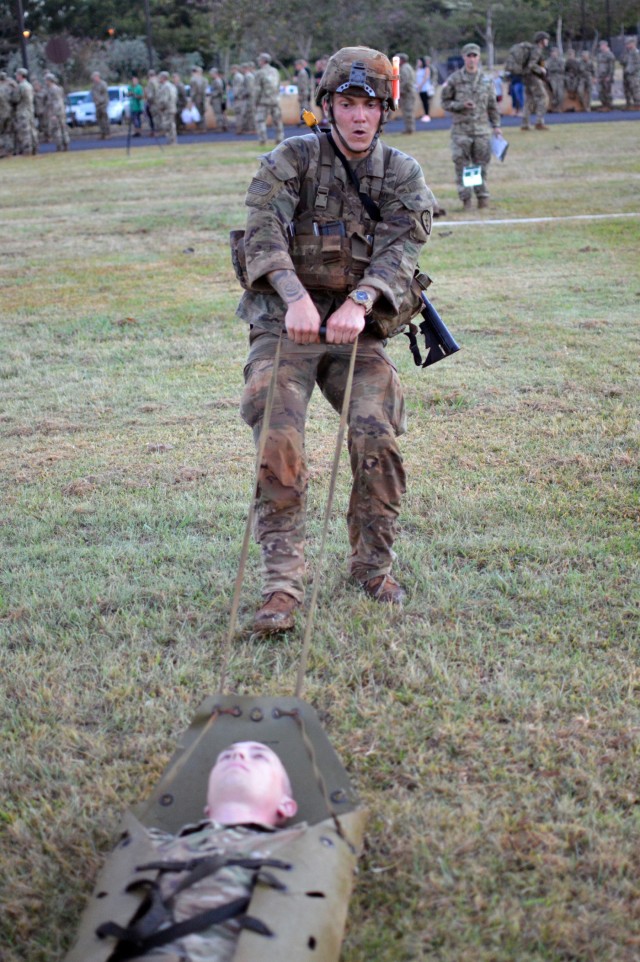 'Tropic Lightning' Soldiers conduct EIB ruck march | Article | The ...