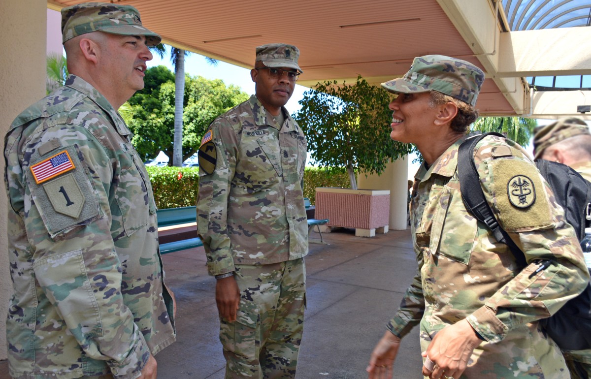 Tripler Army Medical Center welcomes Army Surgeon General | Article ...