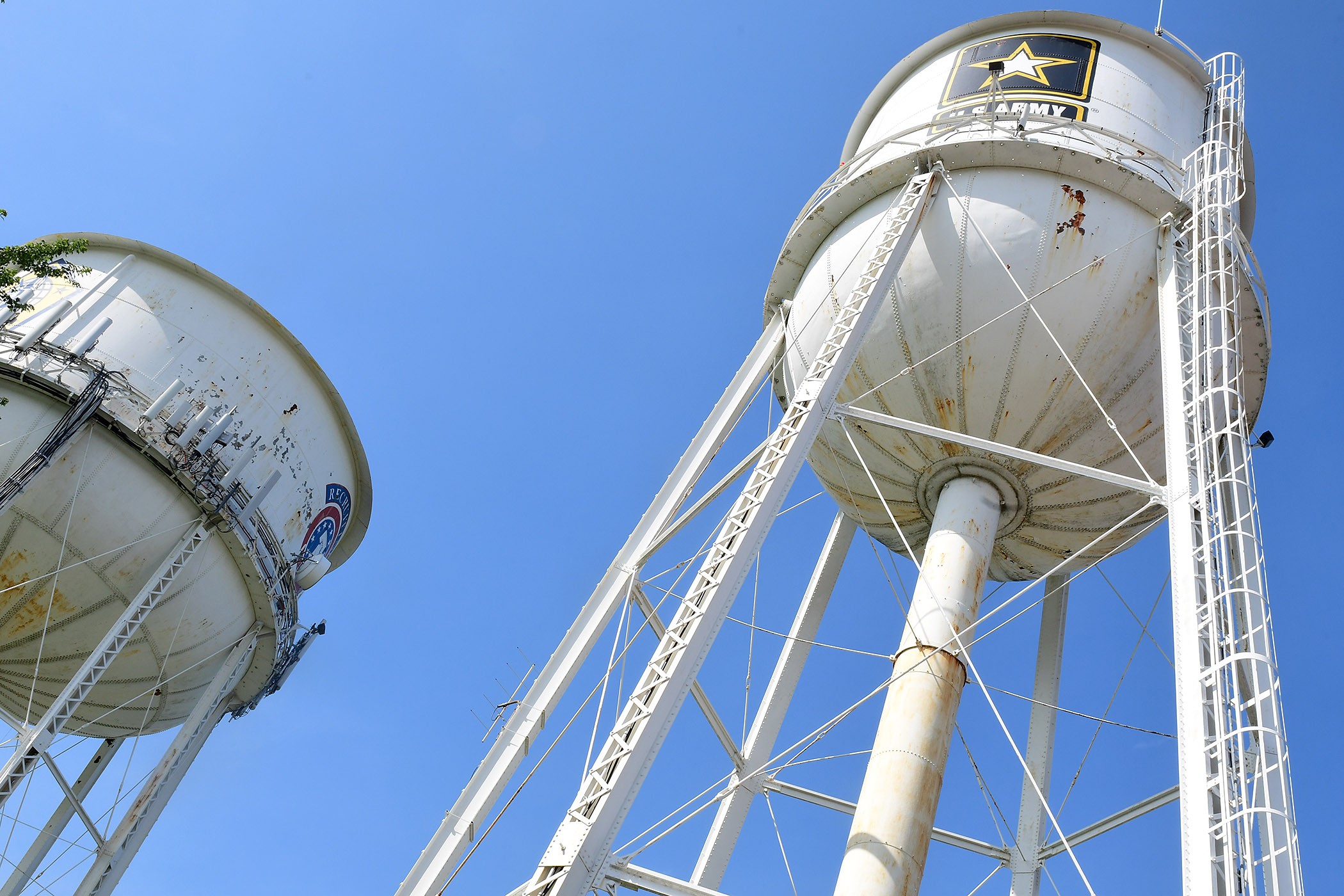 Fort Knox architecture pays tribute to a centennial of military history ...