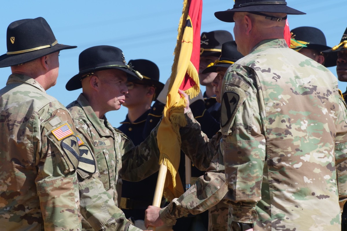Greywolf Changes Command | Article | The United States Army