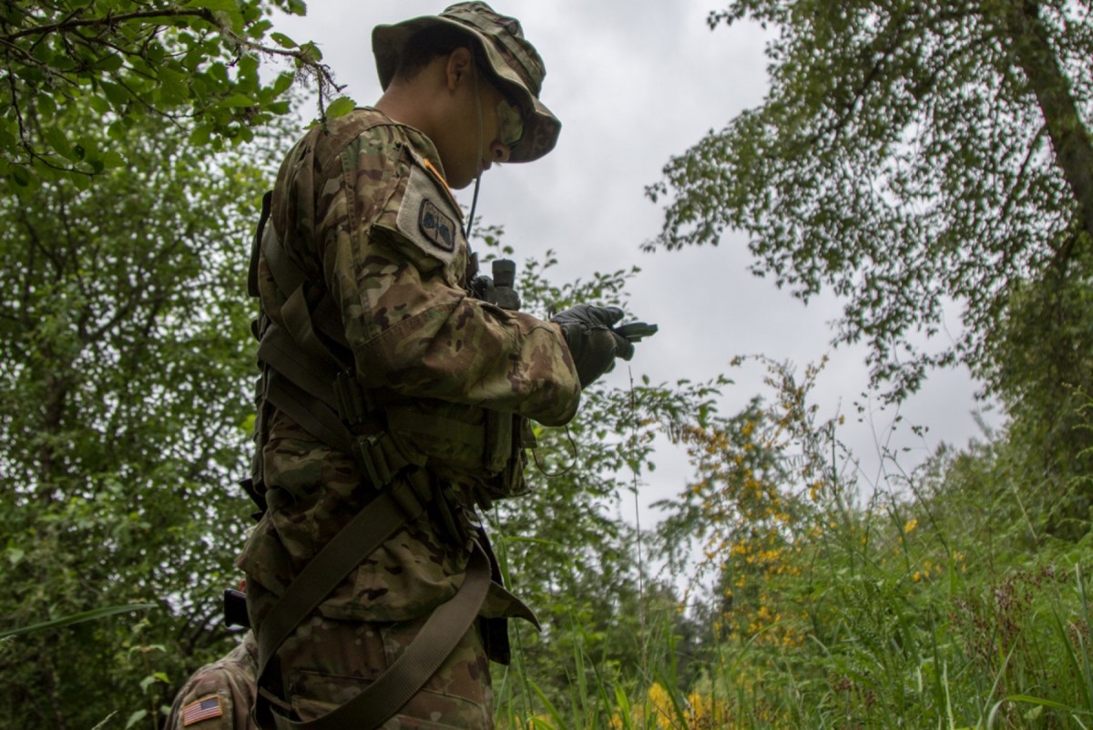 2-158th conducts personnel recovery training | Article | The United ...