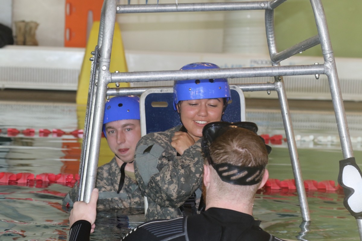 Army's underwater egress training aims to improve survival rates ...