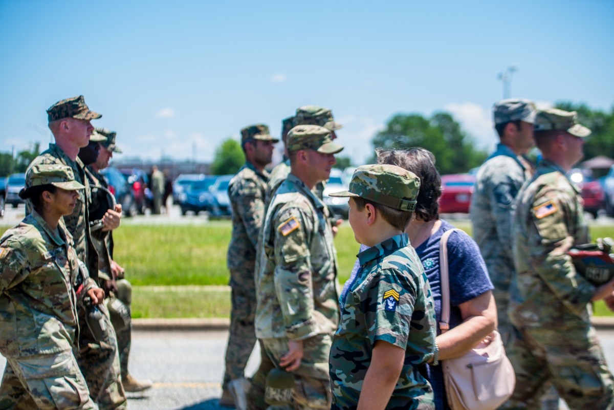 Nine-year-old command sergeant major visits Fort Benning | Article ...