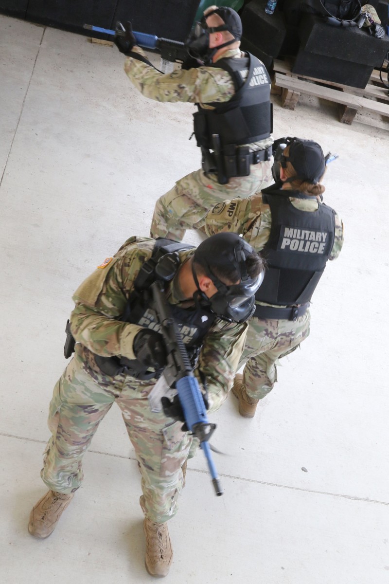 293rd MP Company trains to respond to active shooters | Article | The ...