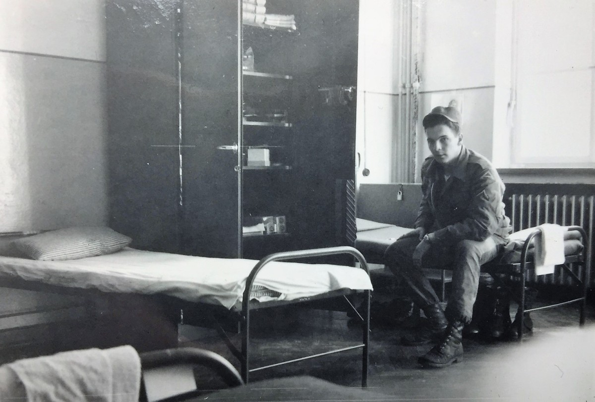 U.S. Army veteran visits Barton Barracks after nearly 60 years ...