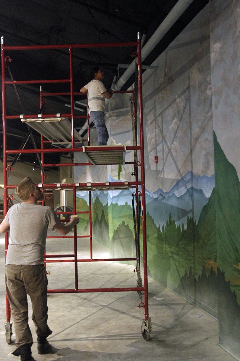 Field Artillery Museum's new mural serves as backdrop for Vietnam War ...