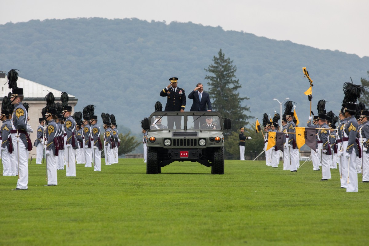 Former Secretary of Defense Leon Panetta honored for service to country ...