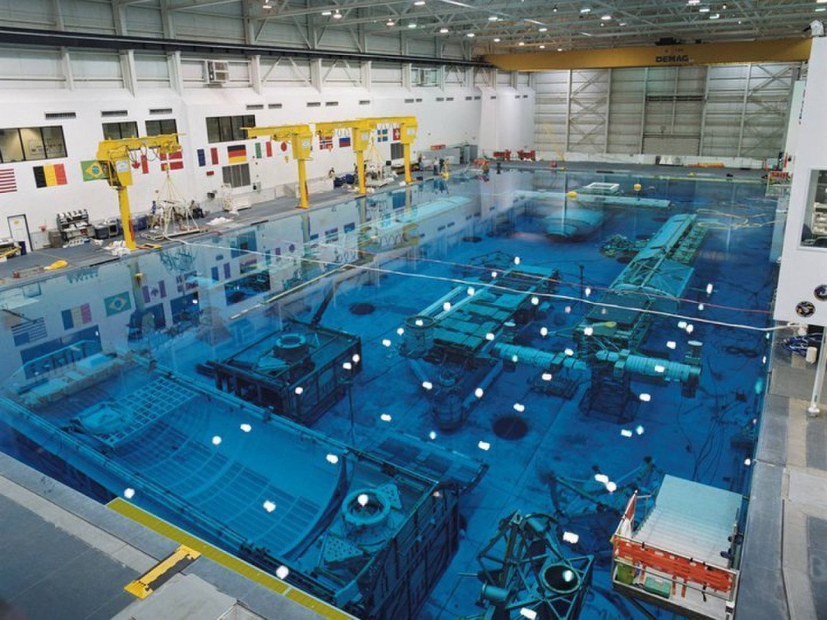 Army astronauts promoted while underwater | Article | The United States ...
