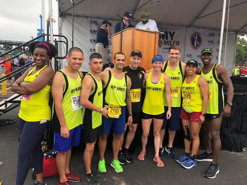PHOTO: Fort Knox's 83rd ARRTC team comes in third at Army Ten-Miler ...