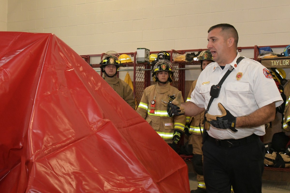 Fort Knox, volunteer firefighters partner to learn new ways to fight ...