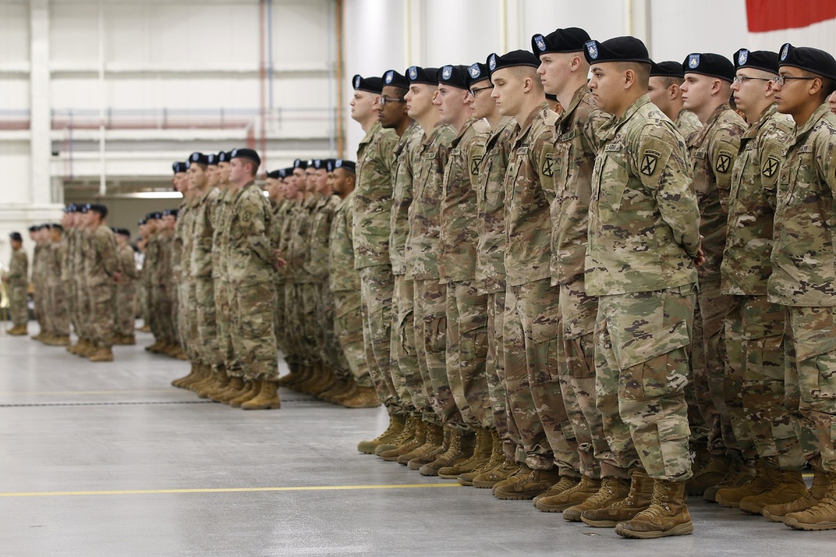 Commando Brigade cases colors before Afghanistan deployment | Article ...