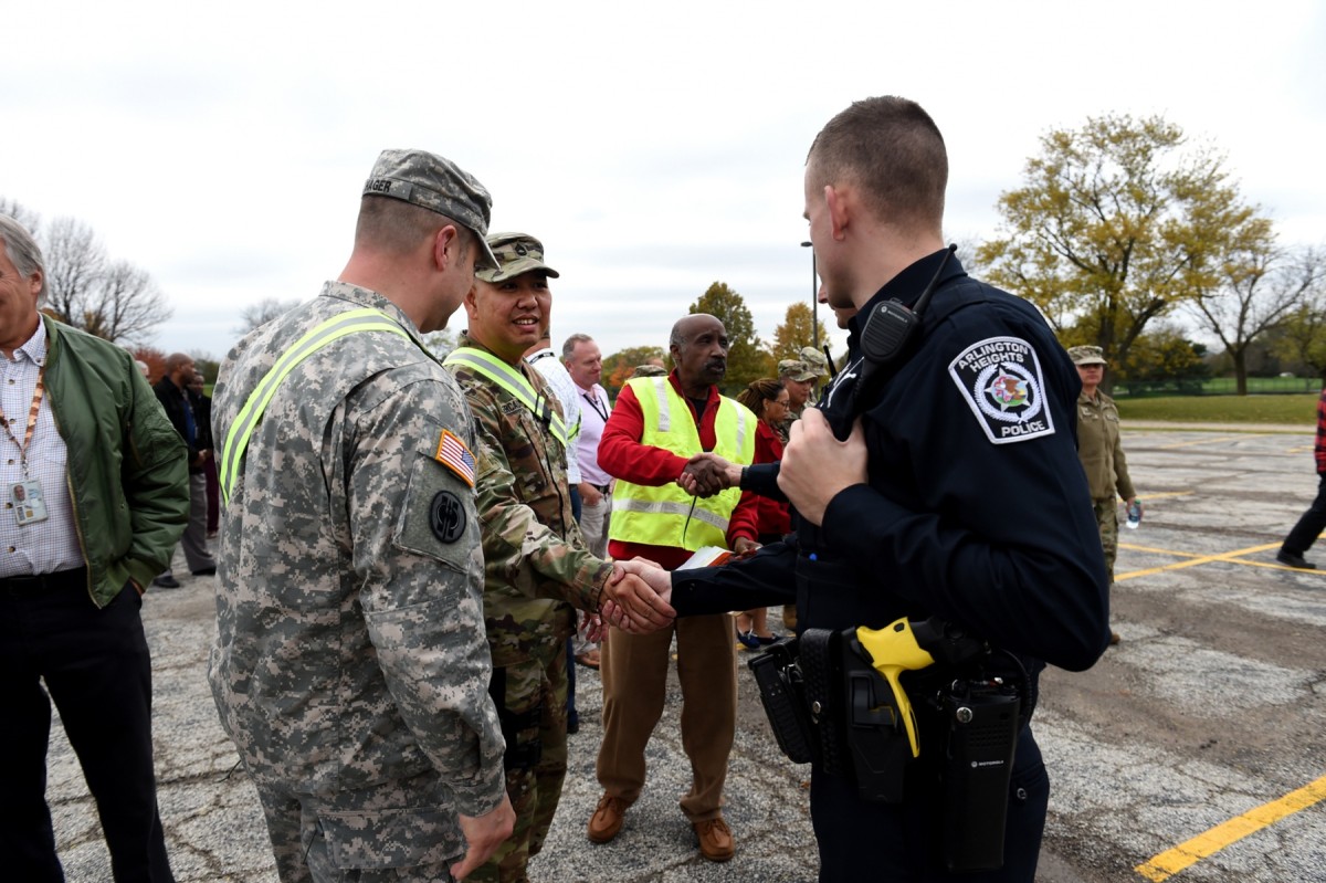 Army Reserve Chicago-based command partner with local police for Active ...
