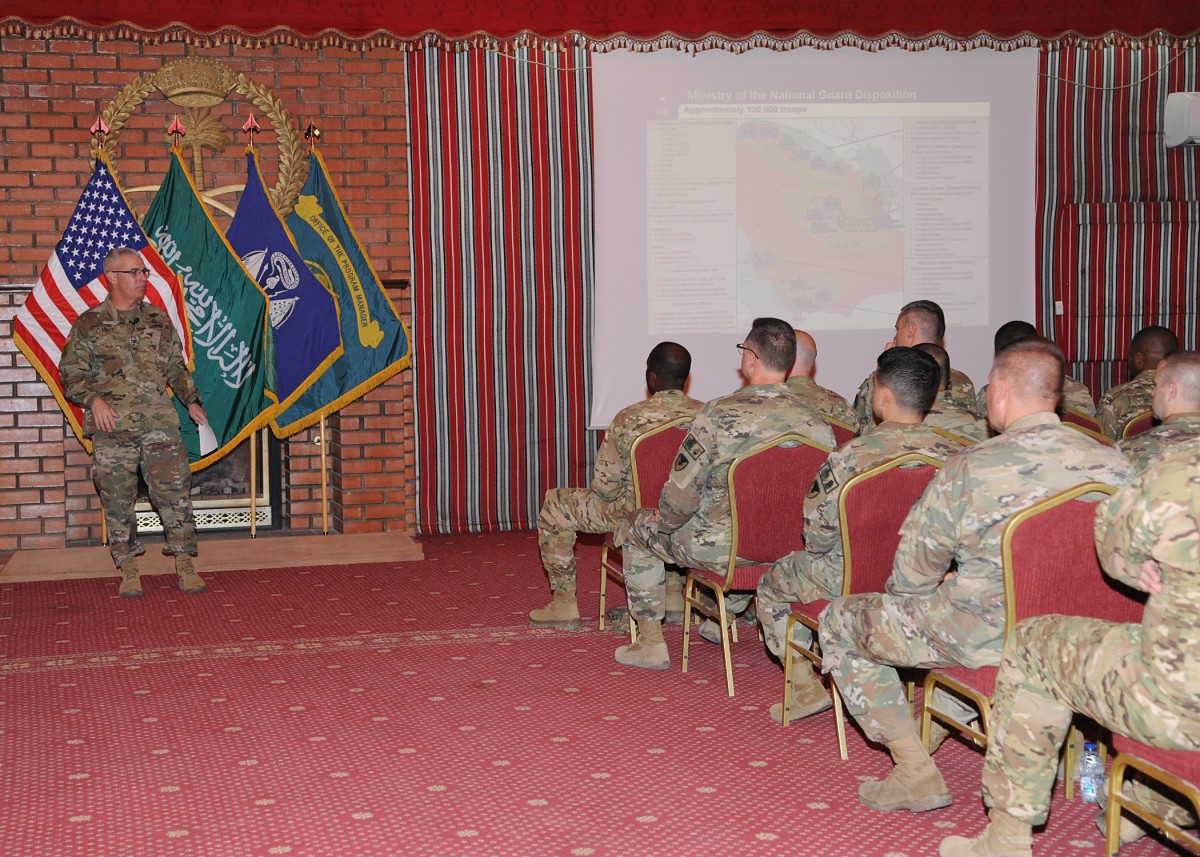 Cadre of professionals helps new program manager get up to speed ...