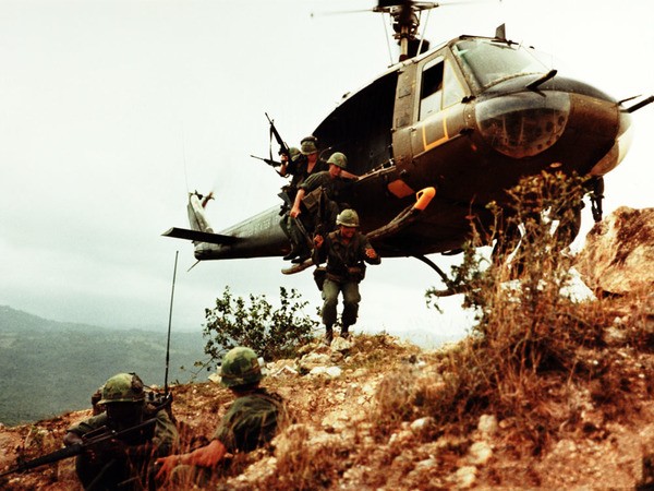 Soldiers who immortalized Vietnam valor on film return to Pentagon ...