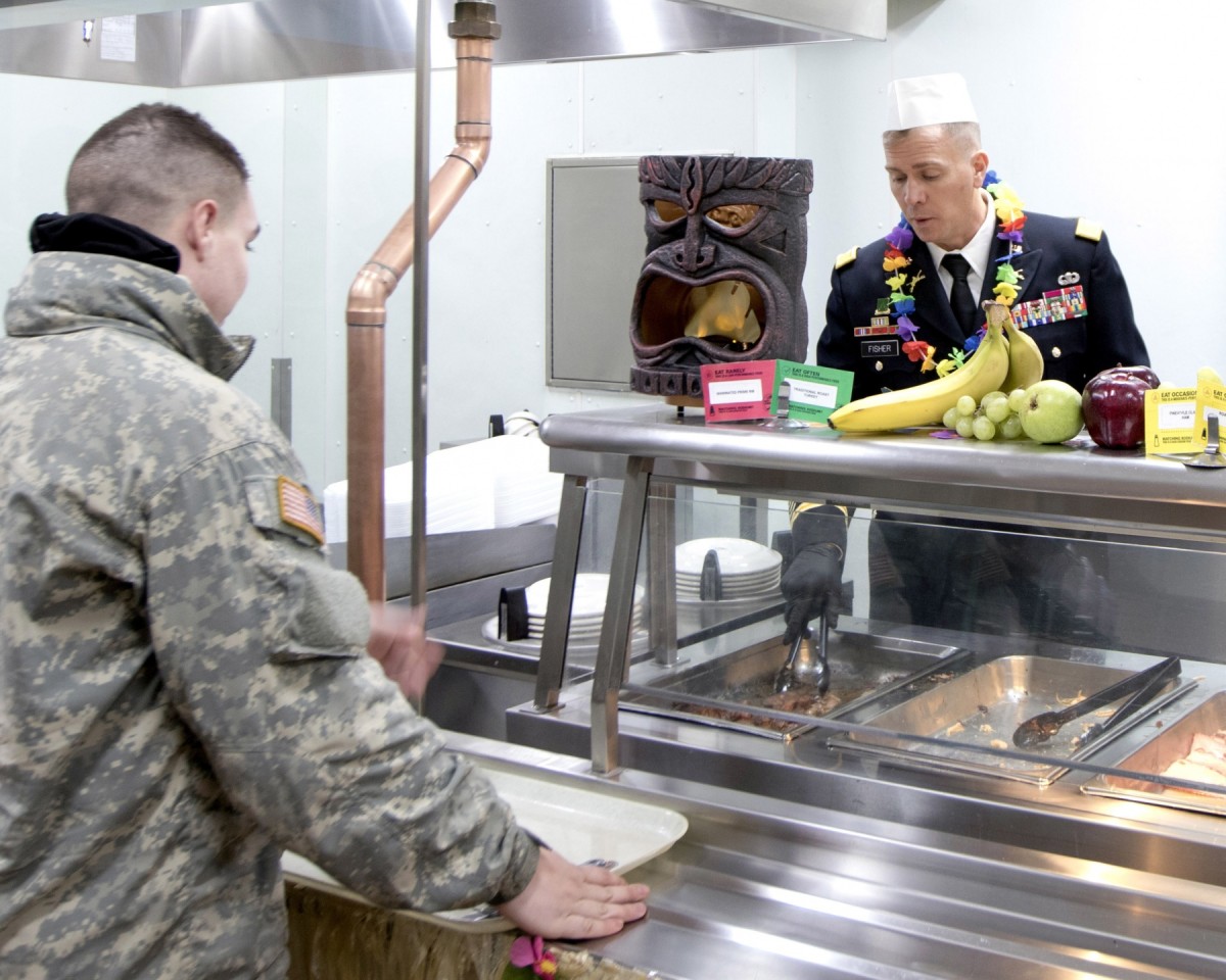 Fort Wainwright hosts Thanksgiving feast | Article | The United States Army
