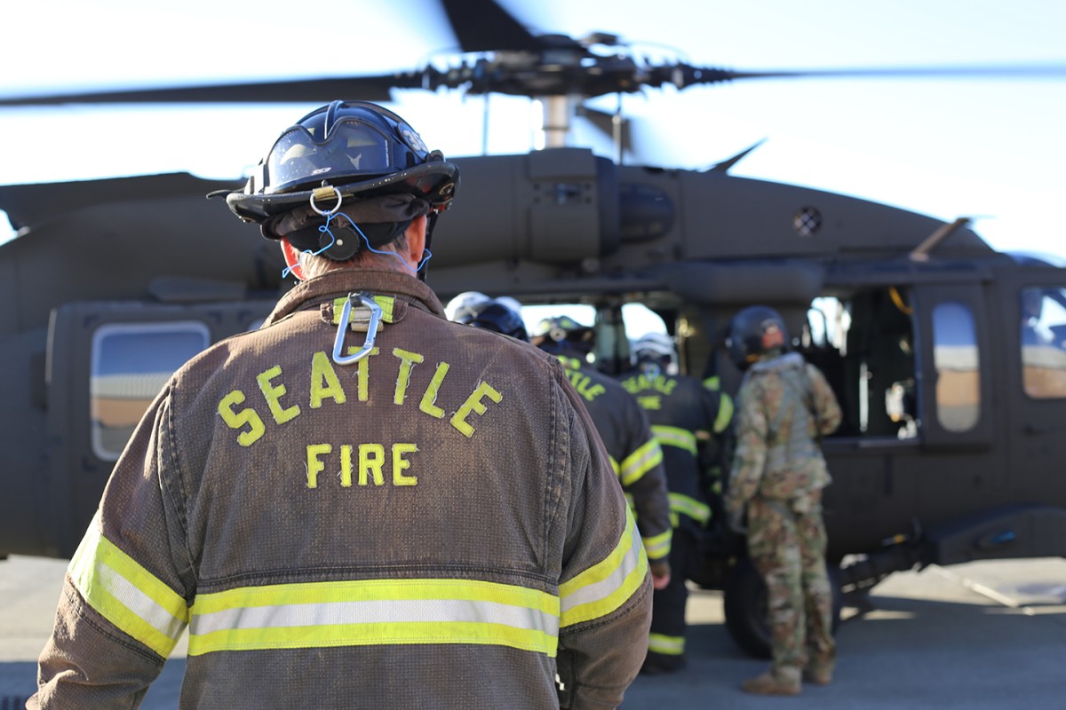 The Seattle Fire Department conducts training with the Washington ...