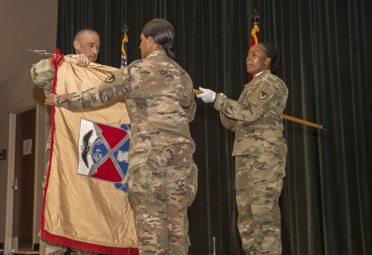 Contracting brigade returns home, uncases colors | Article | The United ...