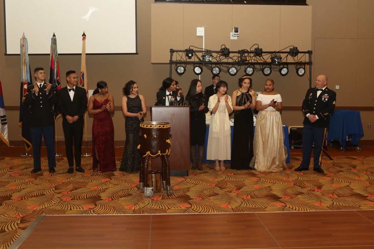 Celebrating a Job Not Often Thanked | Article | The United States Army