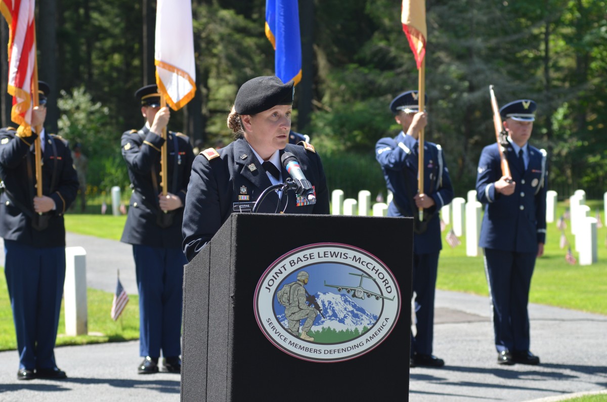 Memorial Day: a time to reflect | Article | The United States Army