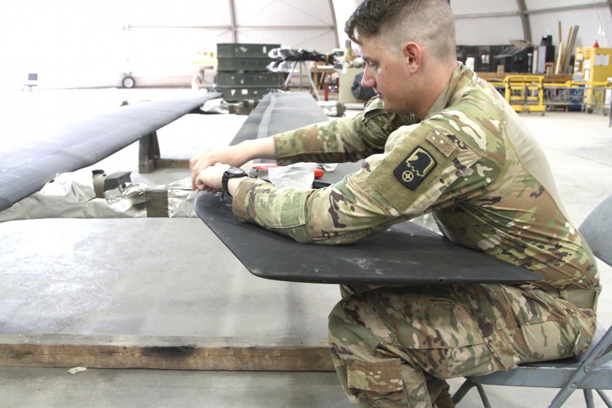 Helicopter Maintenance | Article | The United States Army